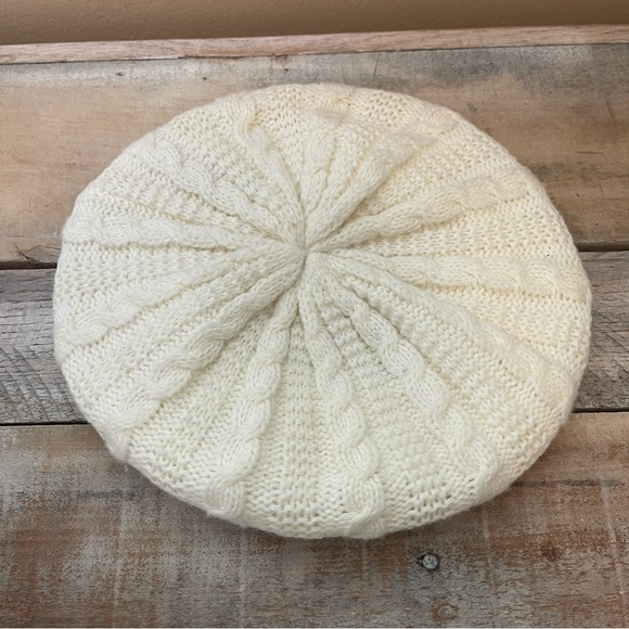 Aris | Accessories | Vintage Aris Knit Acrylic Beret Hat 8s 90s One ...